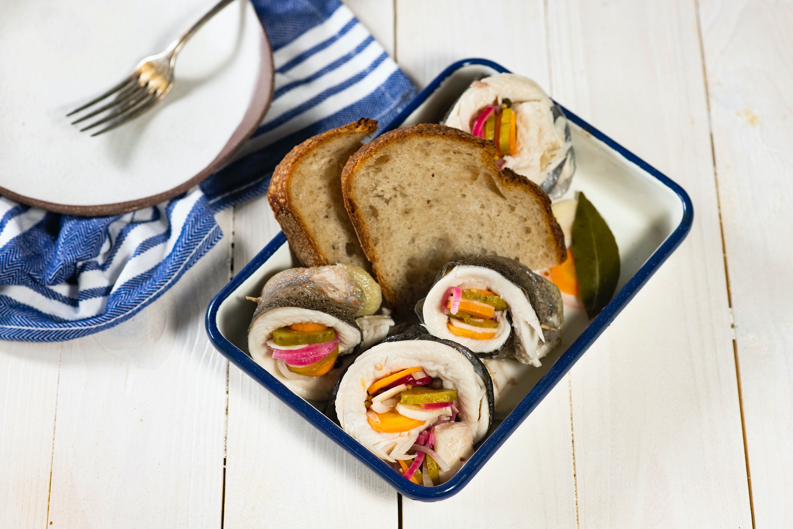 ZAVINÁČE ZE PSTRUHA | RybaNaTalíř.cz